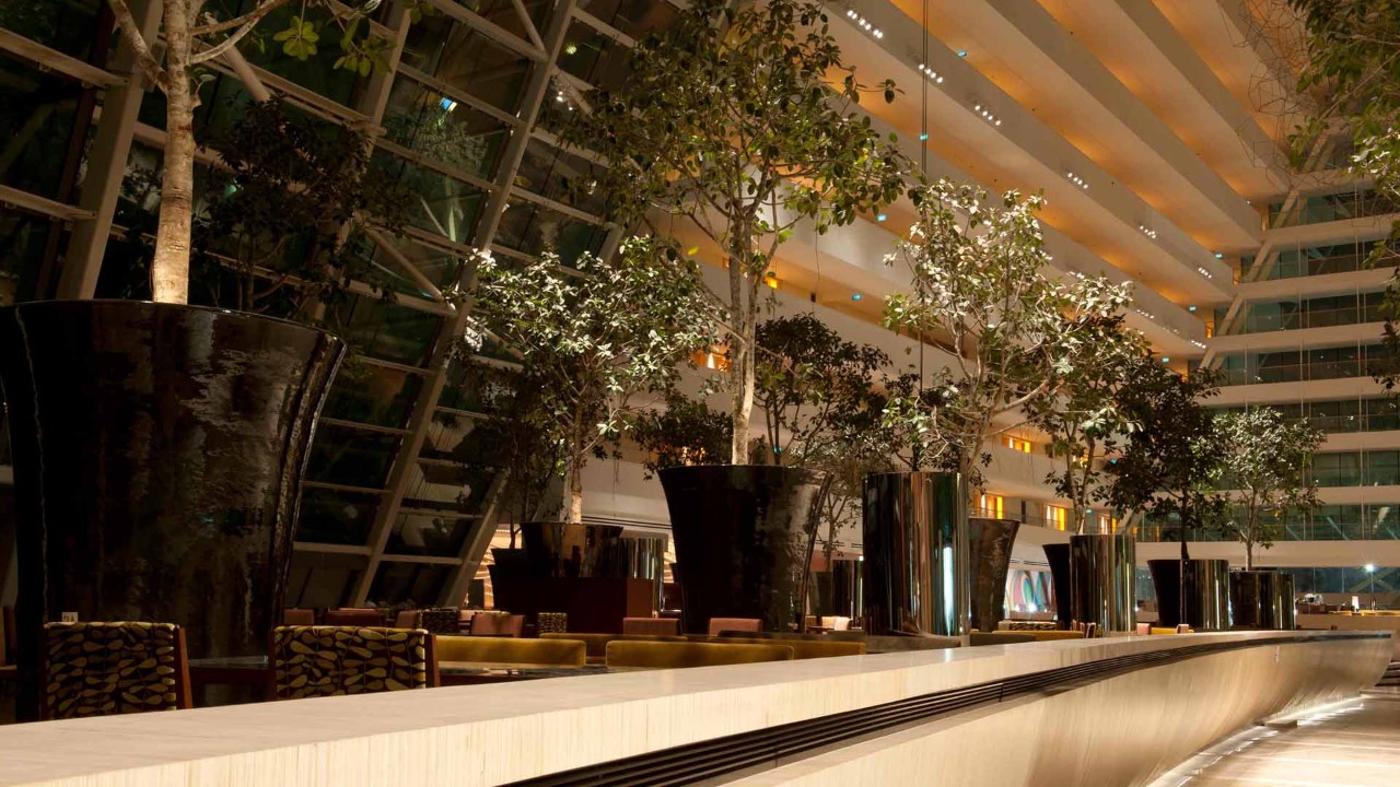 Instalasi Seni di Marina Bay Sands Art Path